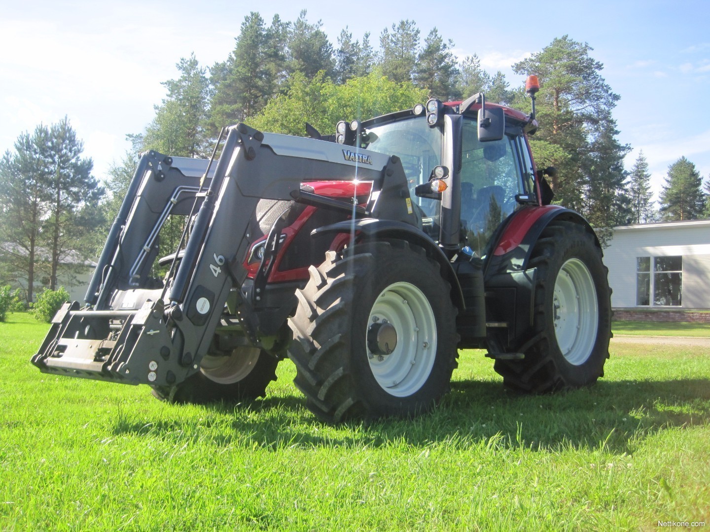 Valtra n104 traktorit, 2016 - Nettikone