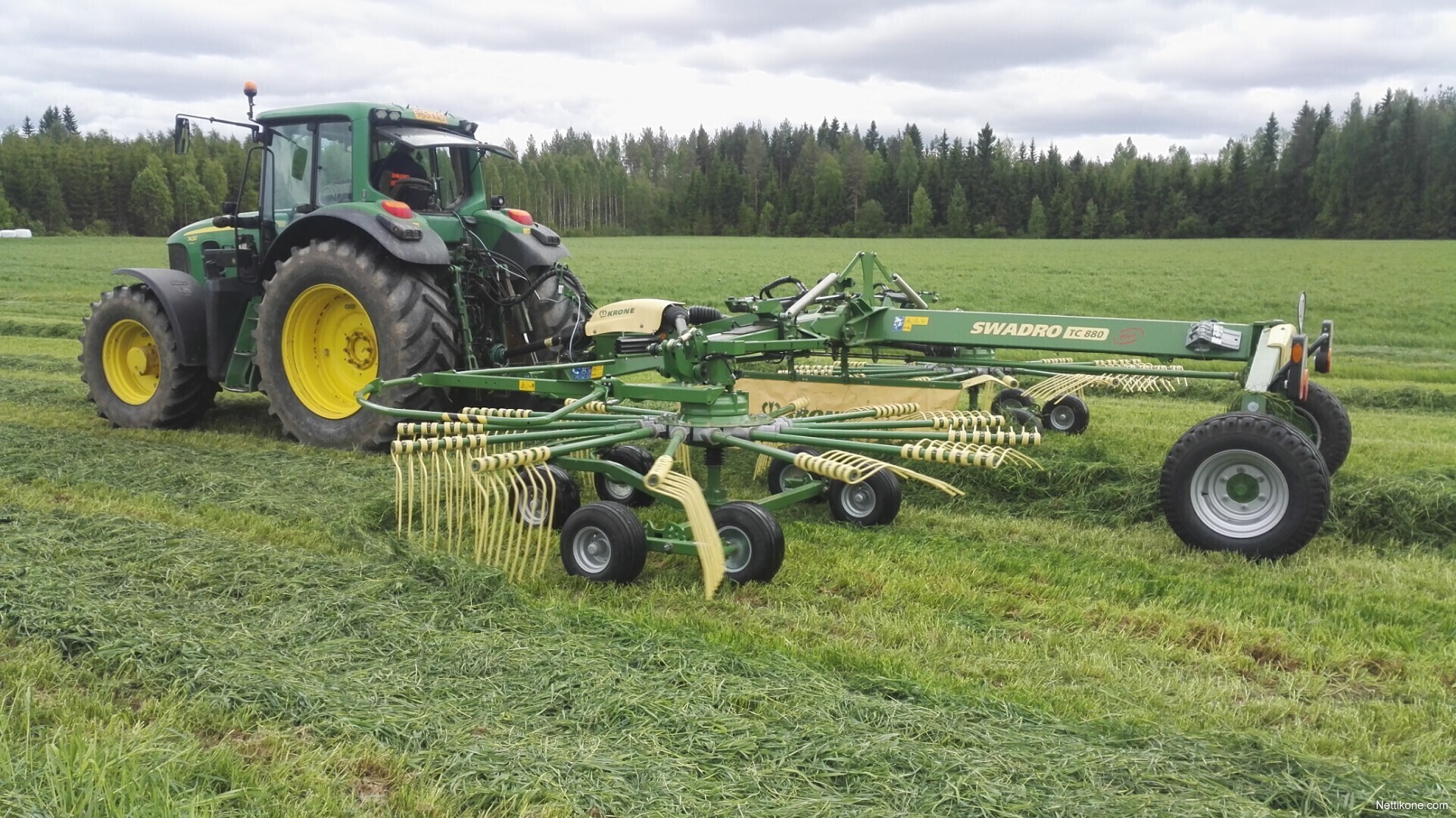 Krone Swadro TC 880 Plus Hein Ja S il rehukoneet 2017 Nettikone Krone Swadro TC 880 Plus Hein Ja S il rehukoneet 2017 Nettikone