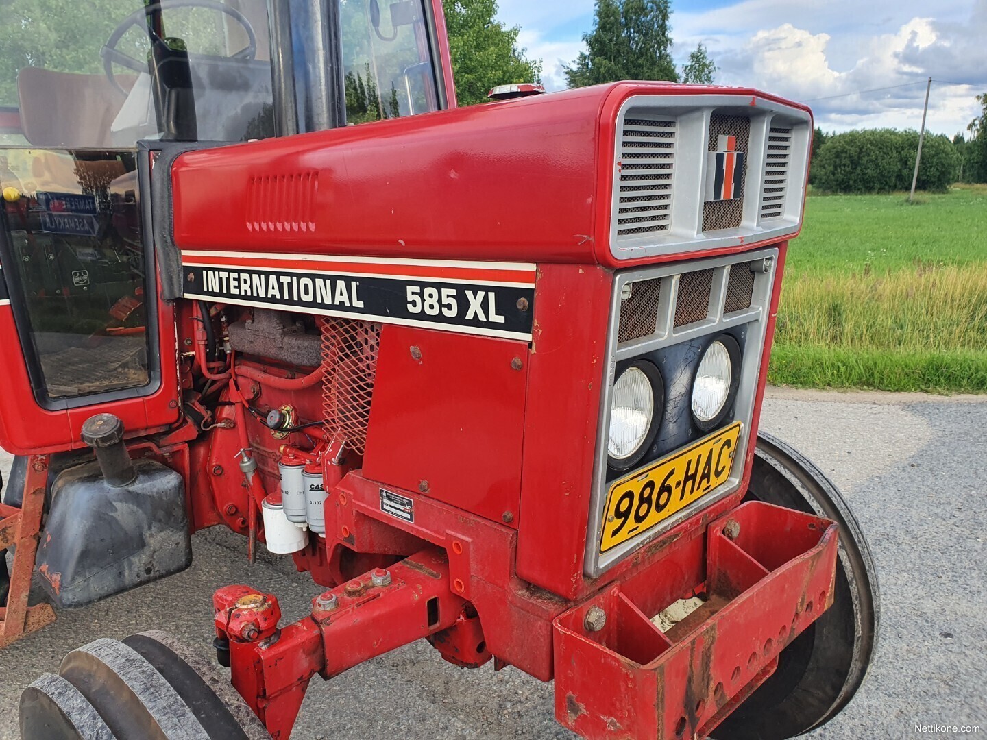 International 585XL traktorit, 1984 - Nettikone